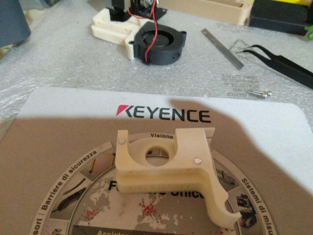 Free STL file CraftBot+ Fun Duct for Hexagon Hotend and MK8 extruder 🔧 ...