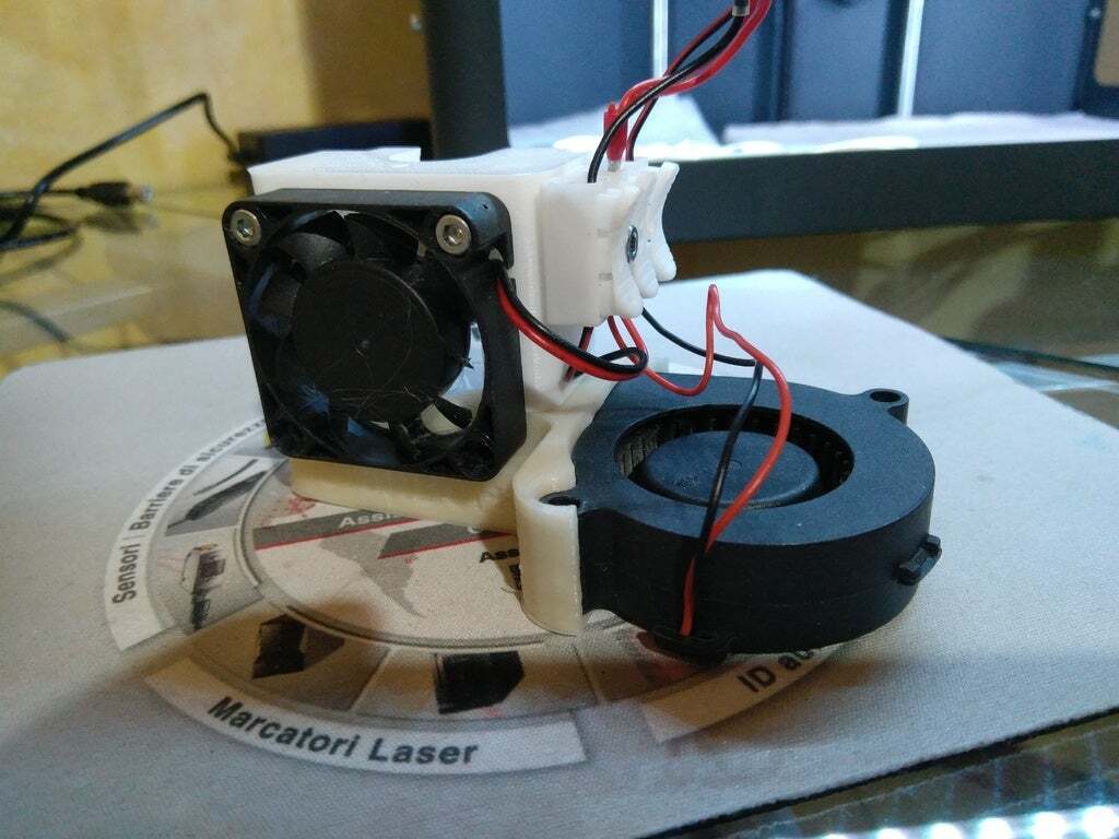 Бесплатный STL файл CraftBot+ Fun Duct for Hexagon Hotend and MK8 ...
