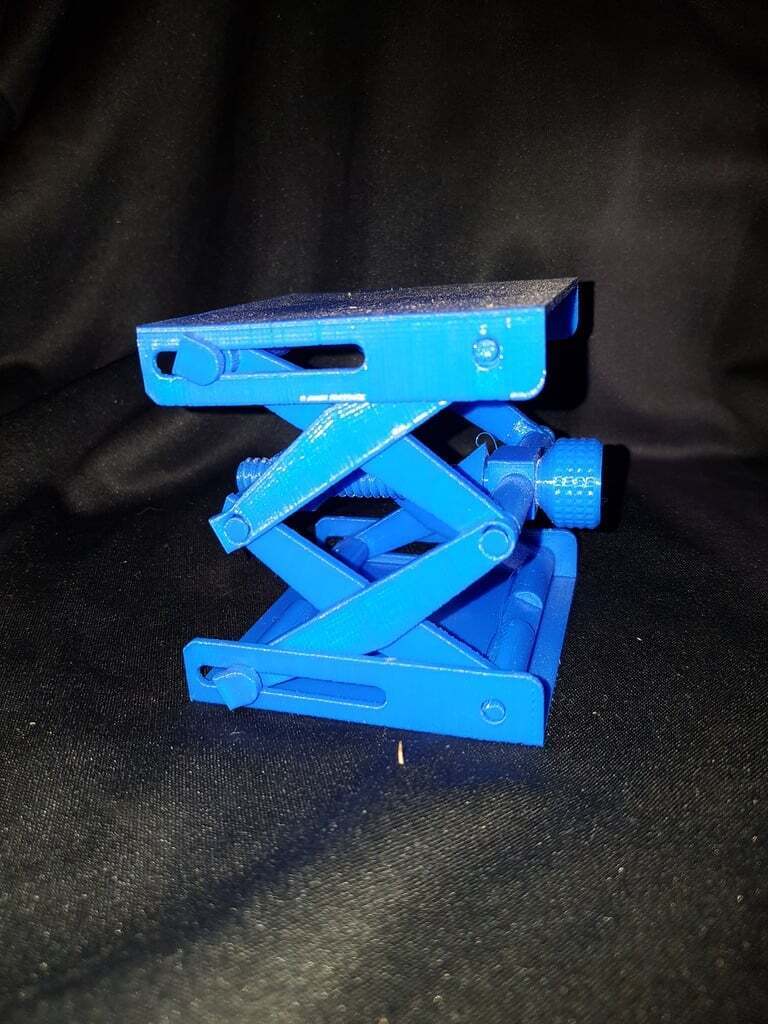 3D printable Platform Jack [Fully Assembled, No Supports]・Cults