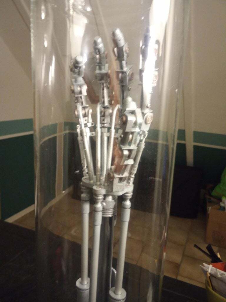 3D printed DIY Life-Size Terminator Arm Lamp・Cults
