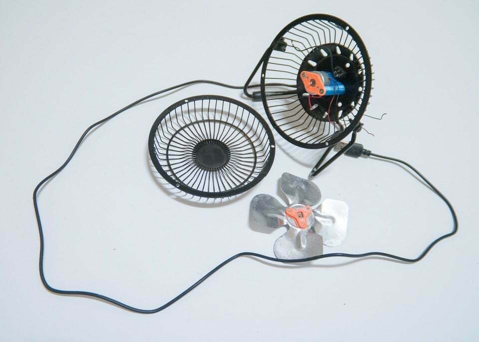 Free STL file RS Components USB fan rebuild 💾 ・Design to download and ...