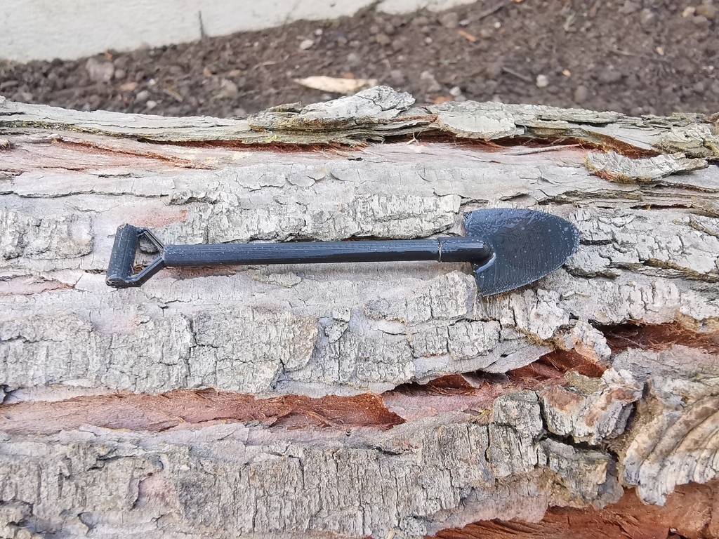 🪓 Axe and Shovel for RC crawler by docman・Free 3D File for ・Cults