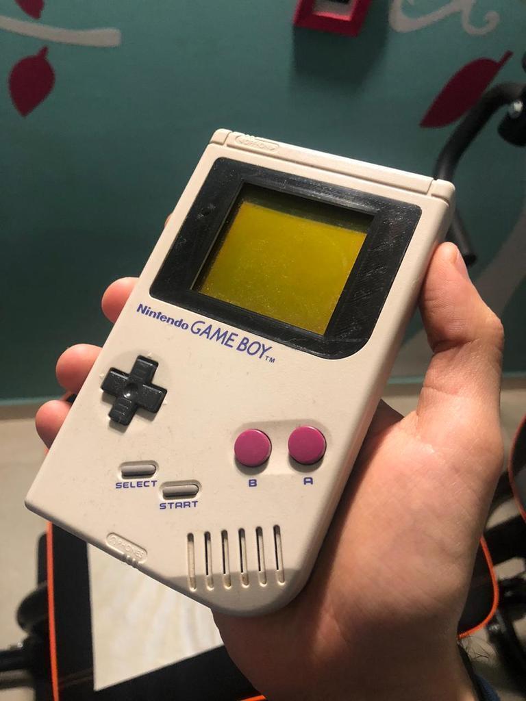 Fichier STL gratuit Couverture de l'écran de la Nintendo Gameboy 🔧 ...