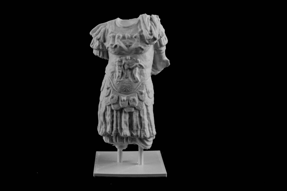 Free STL file Torso of an emperor at the MET, New York 🆕 ・3D print ...