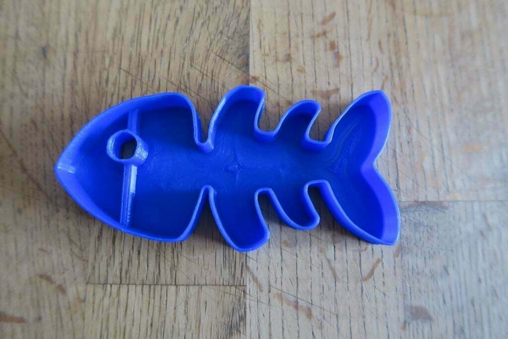 Free STL file Punch Skeleton fish 👊 ・3D printer design to download・Cults