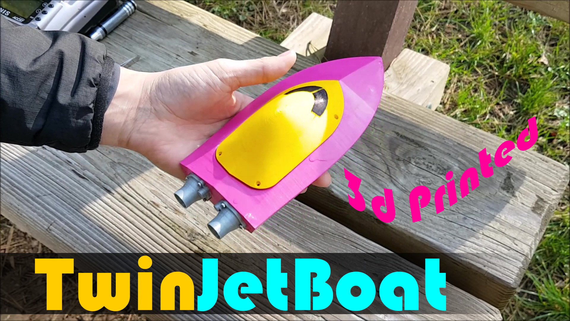 3D file Mini RC Twin Jet Boat 200 🛥️ ・3D printer model to download・Cults