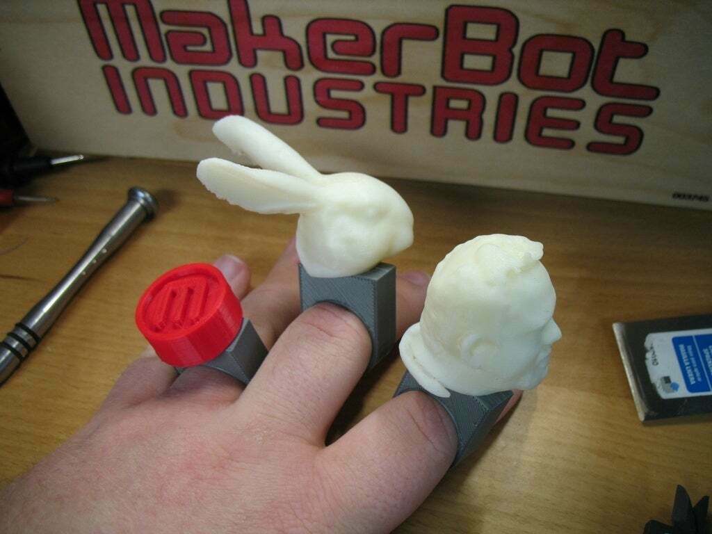 Free STL file Ring-A-Thing w/ Pin Connectors 🧷・Object to download and ...