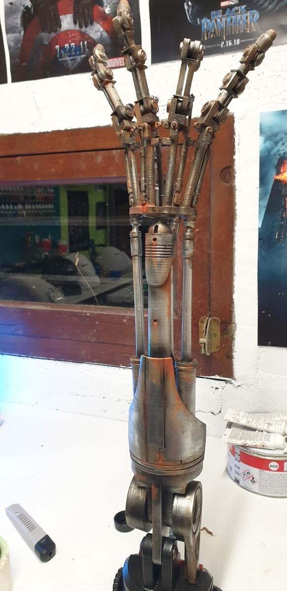 💪 DIY Life-Size Terminator Arm Lamp・3D Print・Cults