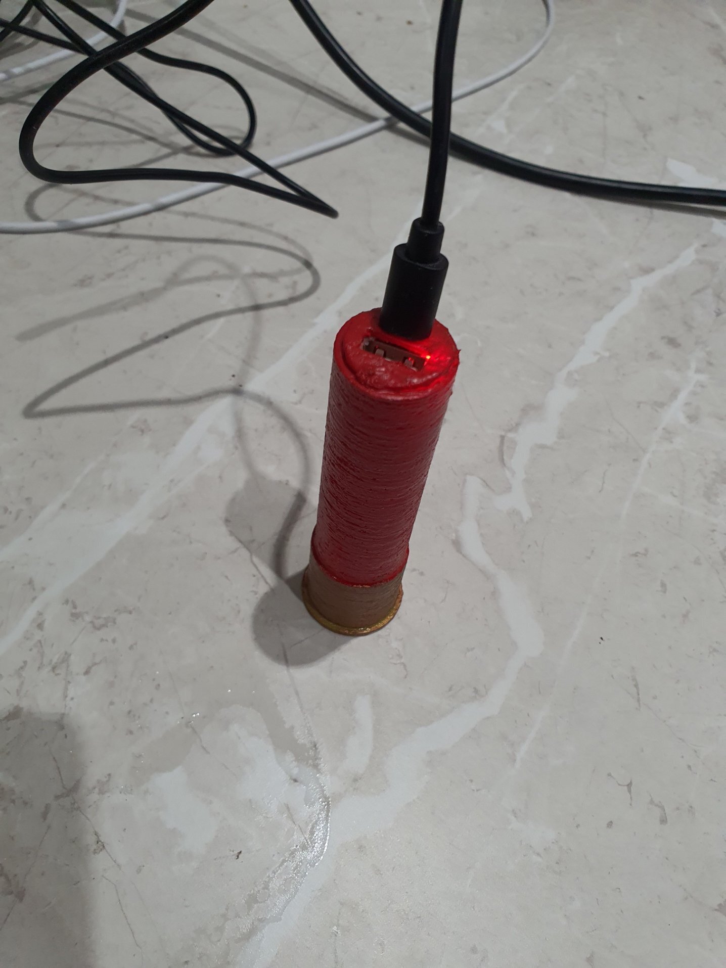 3D printed Shotgun Shell Power Bank Case・Cults