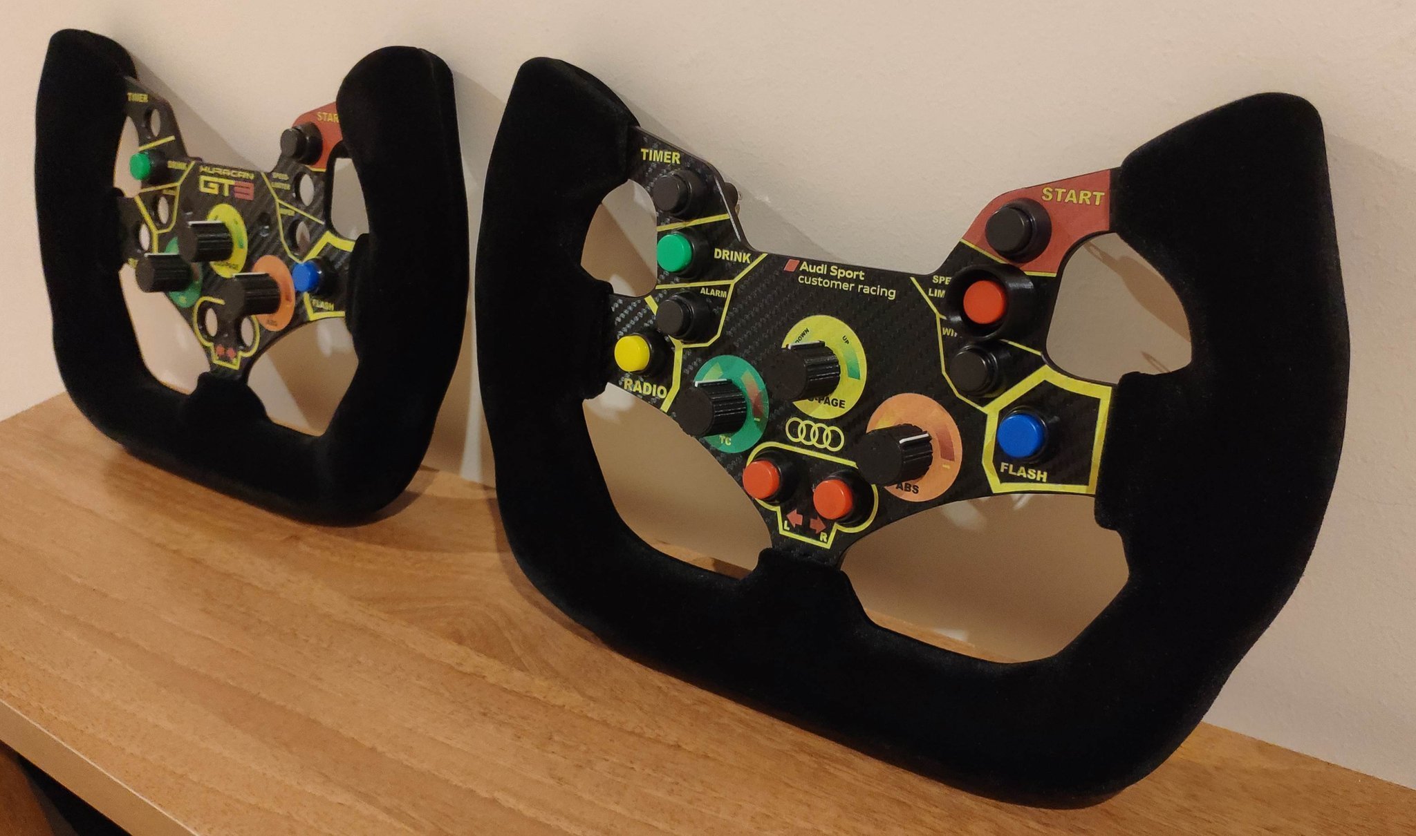 STL file DIY AUDI R8/LAMBORGHINI HURACAN Steering Wheel 🚗 ・Template to ...