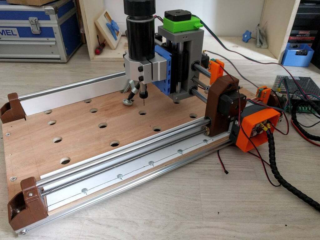 Diseño y piezas de Dremel CNC DIY impreso en 3D・Cults