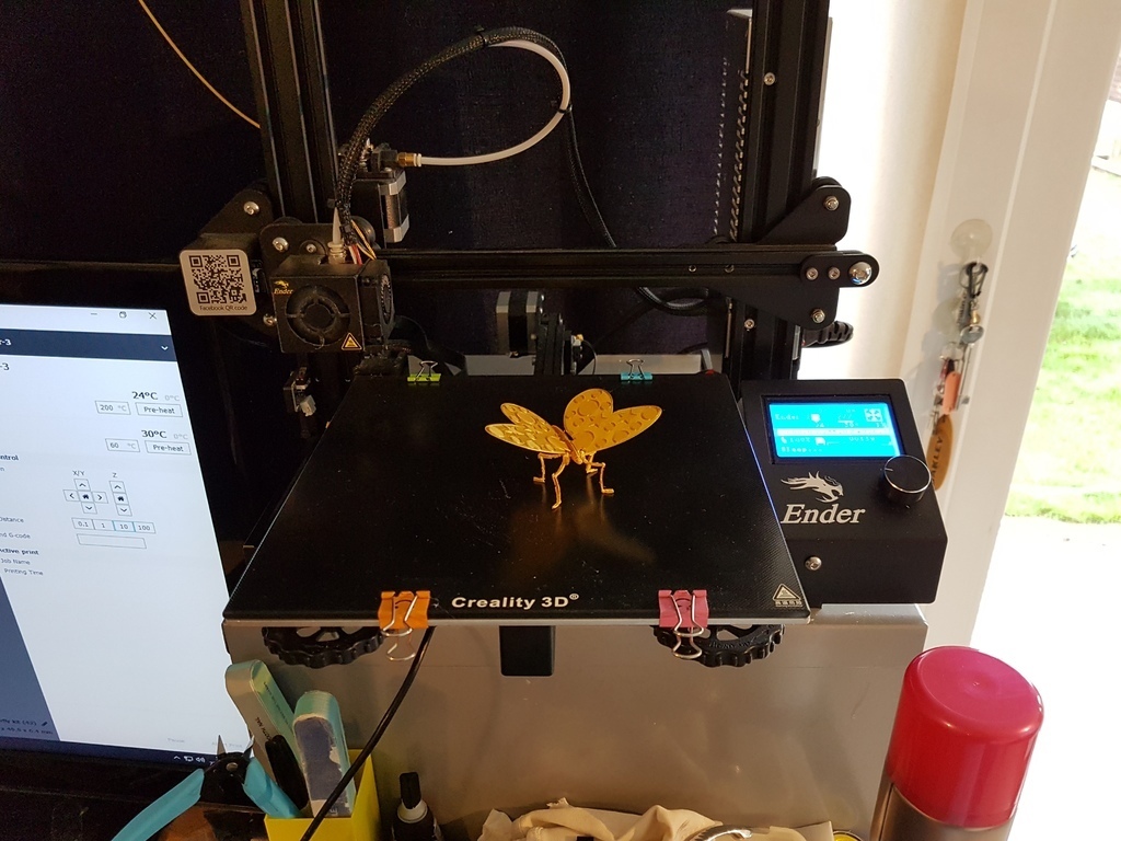 Free 3D file Small Butterfly 🤏・3D printing design to download・Cults