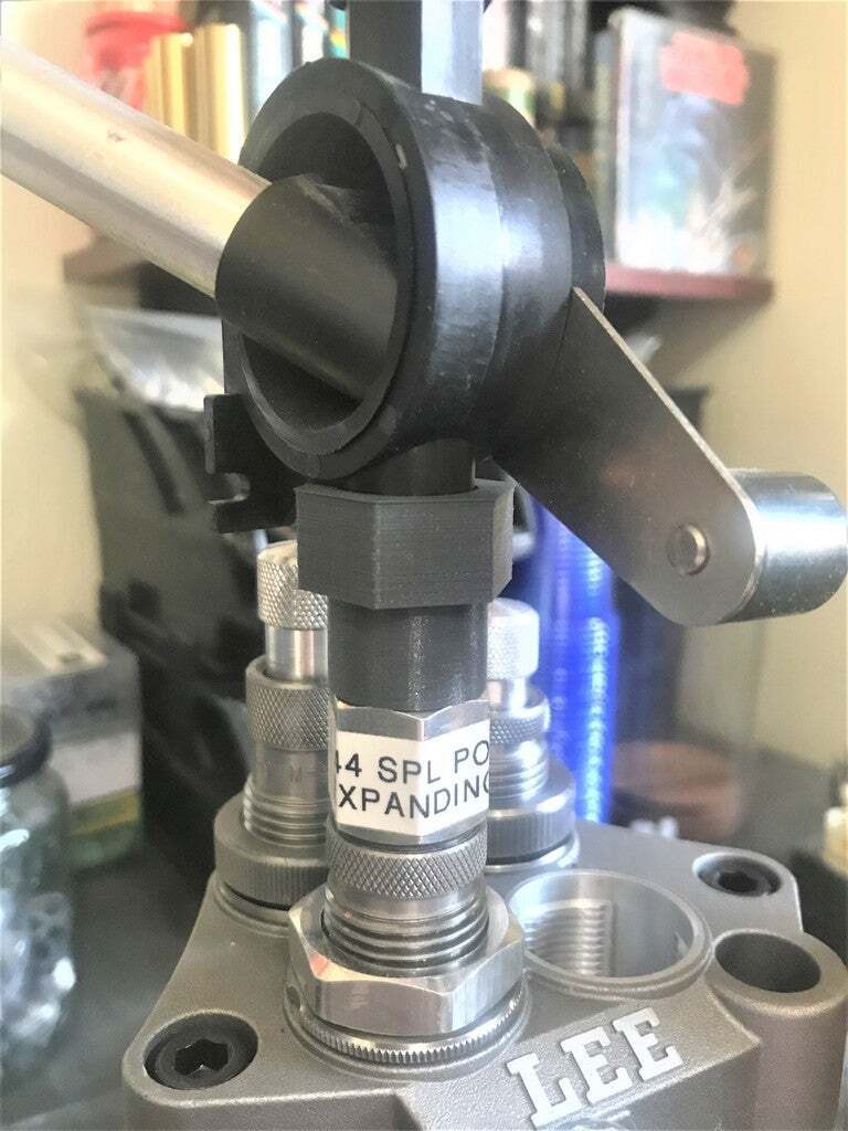 🎲 Lee Precision Perfect Powder Measure to Powder Through Expanding Die ...