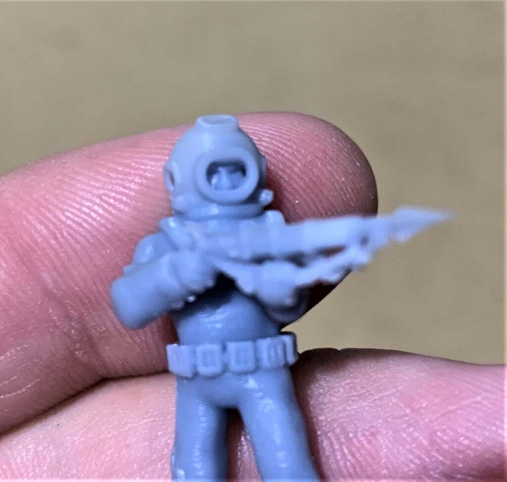 3D printing 28mm Sci Fi Deep Sea Diver with Harpoon Gun・Cults