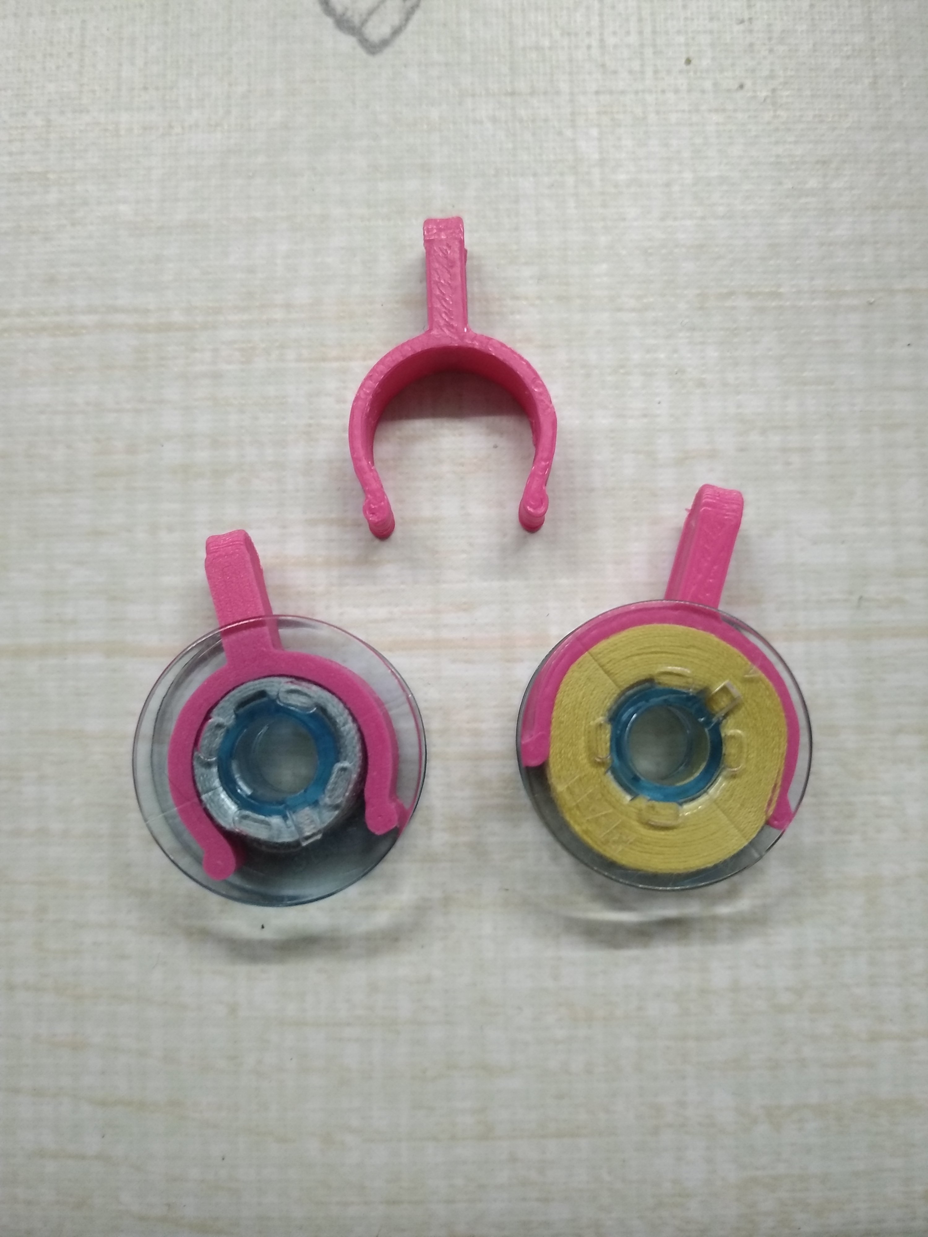 STL file Sewing machine bobbin clamp. Sewing machine bobbin clamp 🪡 ...