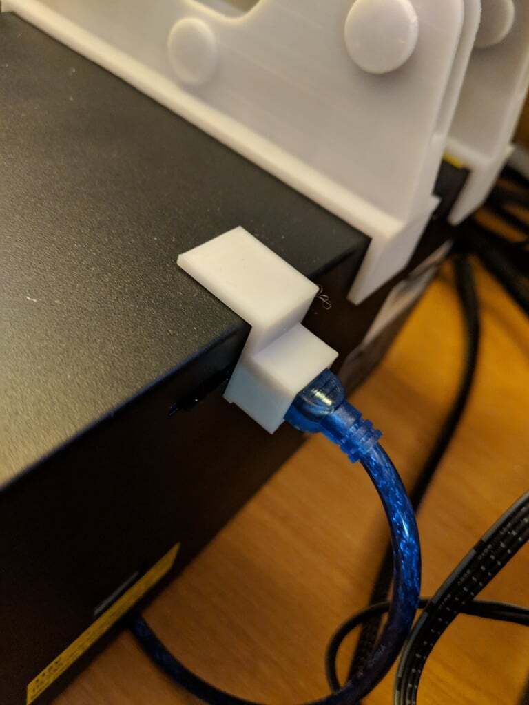 3D printable Creality CR-10 USB Support・Cults