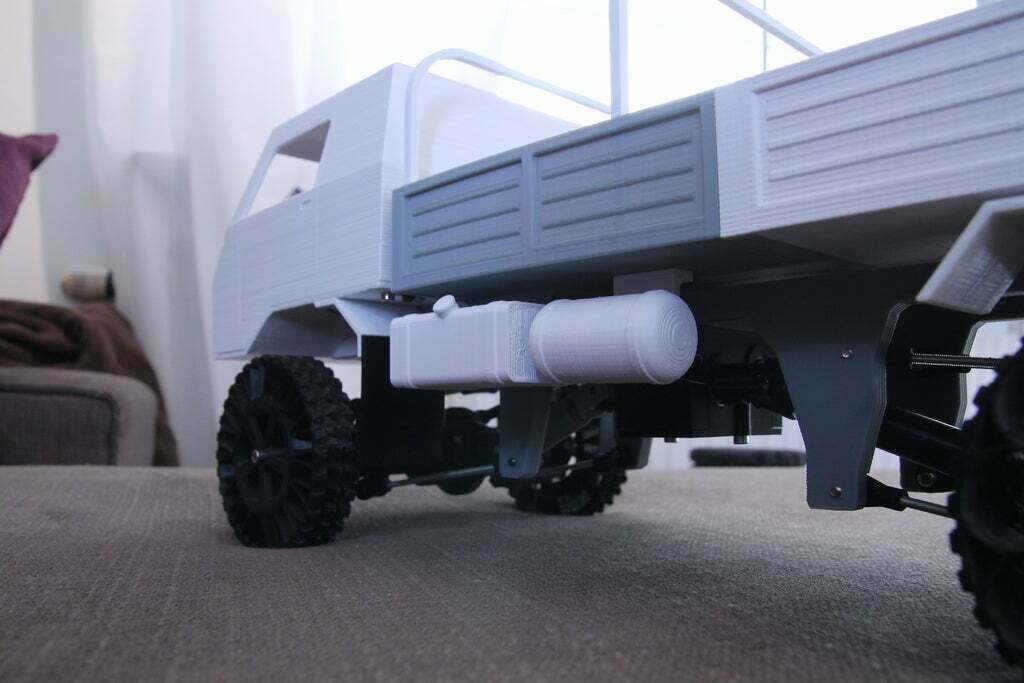 STL file 3D printed RC truck V3: flatbed+accessories 🚚 ・3D printer ...