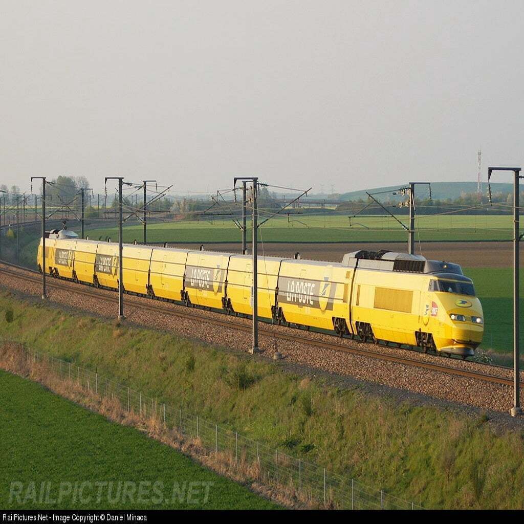 Fichier STL gratuit TGV La Poste 🚂 ・Plan pour imprimante 3D à ...