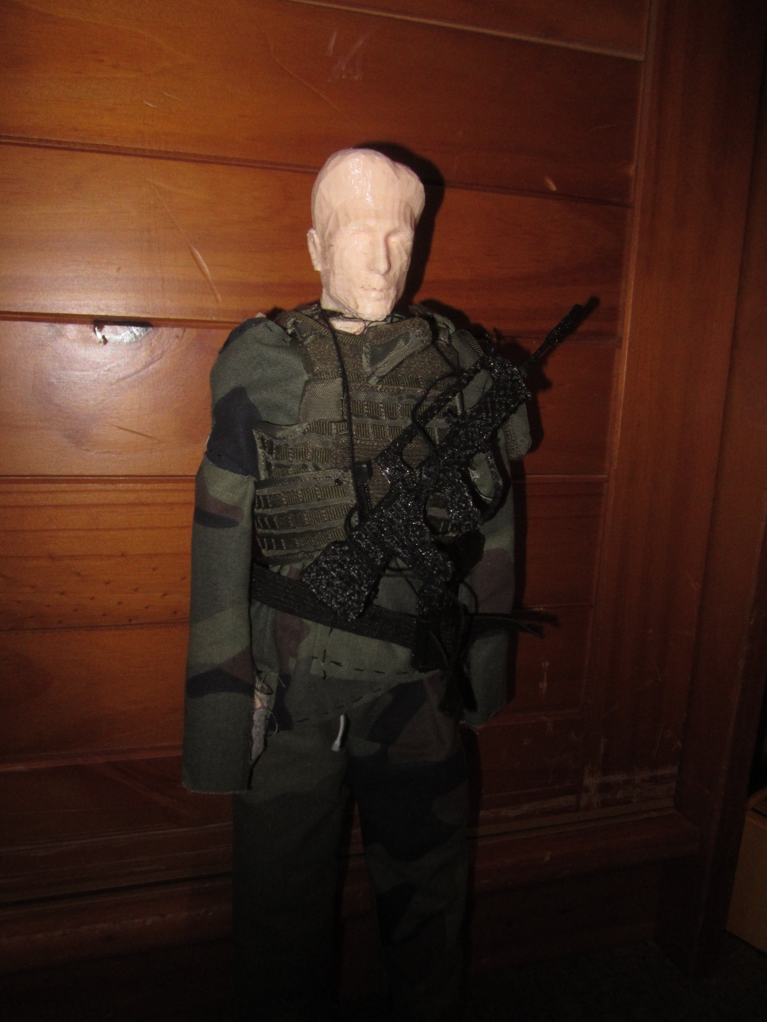 3D printable Giant acticon Figure Malcolm Reed・Cults