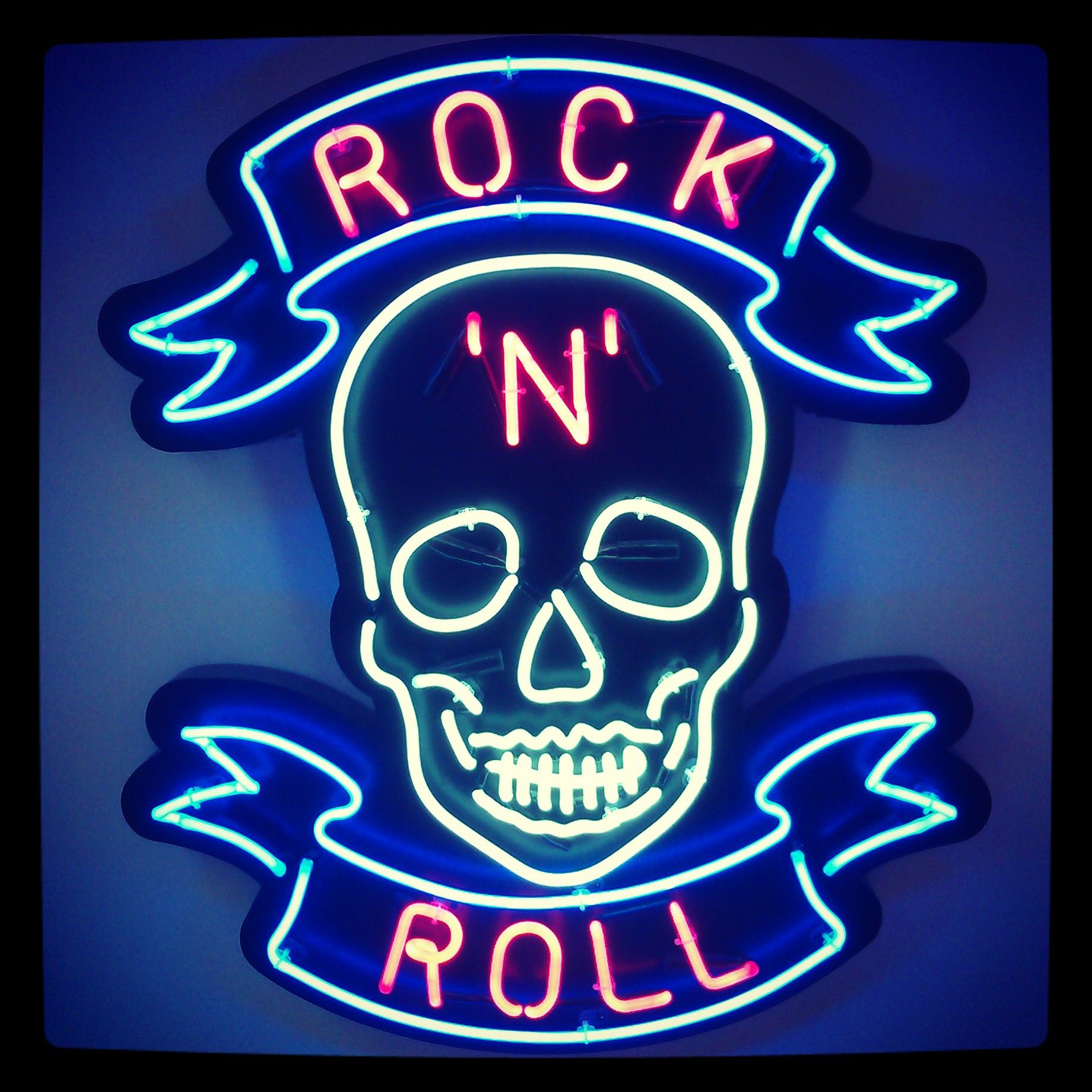 STL file Rock n roll neon 🪨・3D printing design to download・Cults