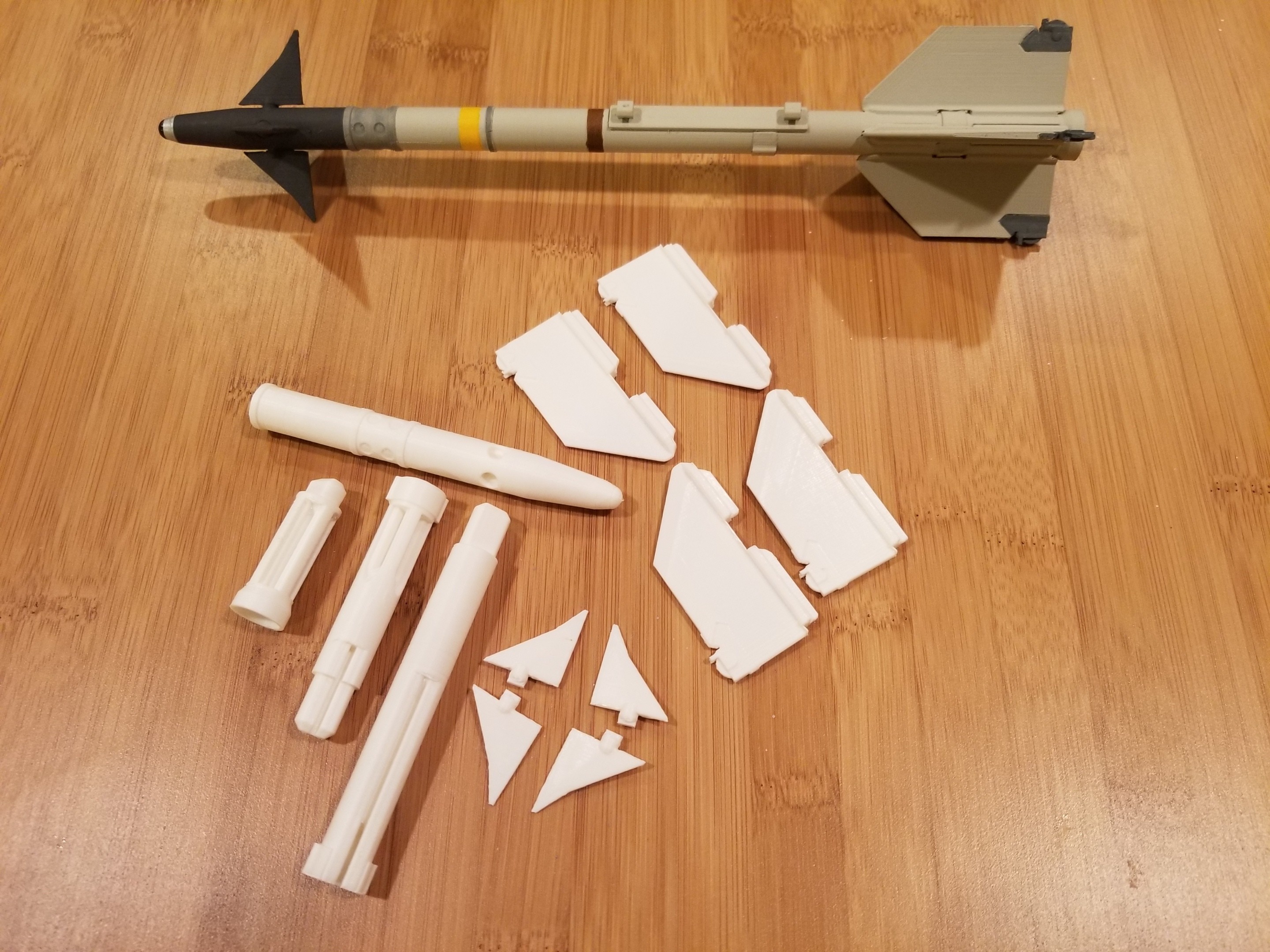 🔫 1/10th Scale AIM-9 Sidewinder・ STL File for ・Cults