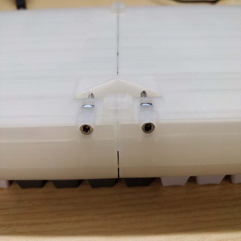 ⌨️ KBD75 keyboard case・Free STL File for ・Cults