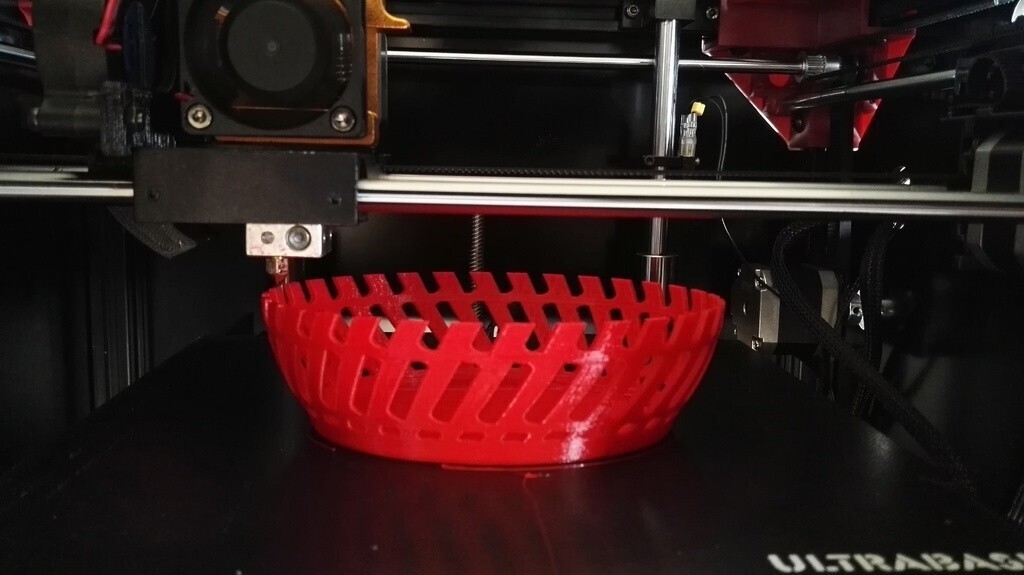 Free STL file Smart phone organizer (no supports needed) 📞 ・Design to ...