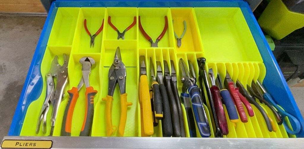 Free STL file Plier trays for tool draws 🧰 ・3D printer design to ...