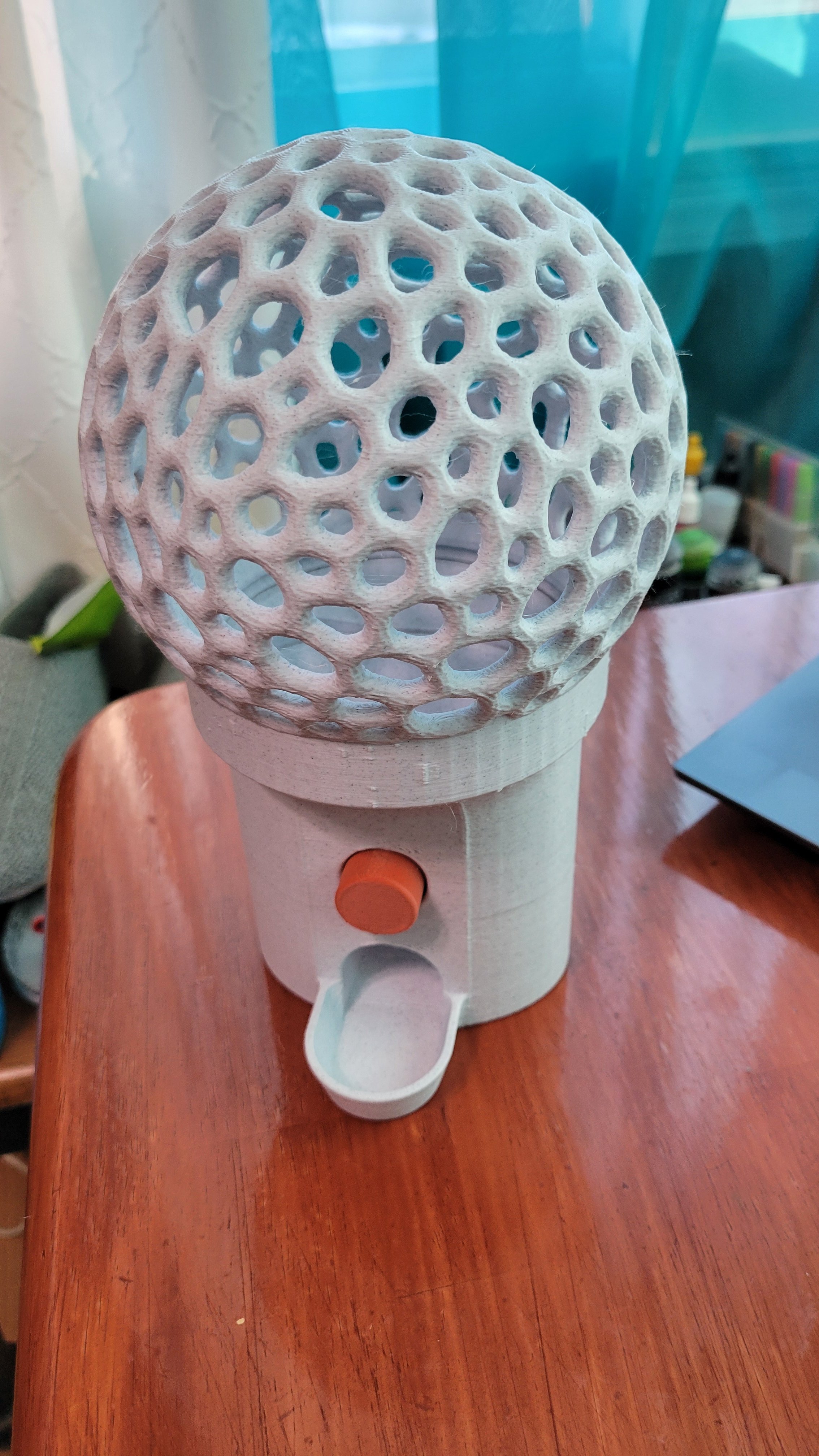 3D printed Push Button Gumball Machine・Cults