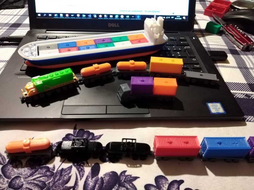 Free STL file Train model 🚆 ・3D printer model to download・Cults