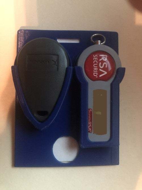 Free STL file Badge Holder with rfid and secureid 📛 ・3D printer design ...