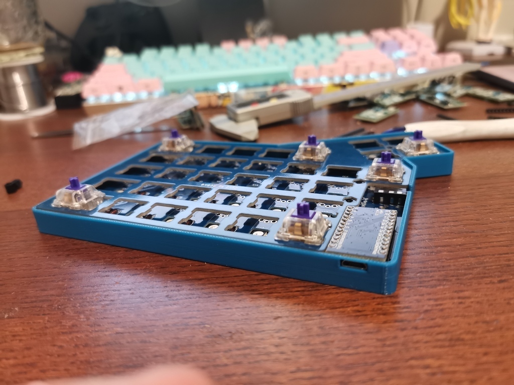 Free 3D file Zen 2 Mechanical Keyboard Case ⌨️・3D printing model to ...