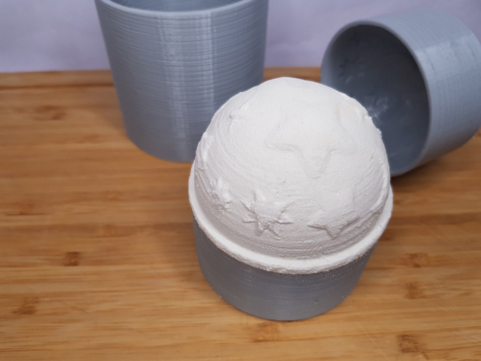 STL file SOLID SHAMPOO PRESS SOLID SOAP Bath Bomb Mold. 🧼 ・3D printable ...