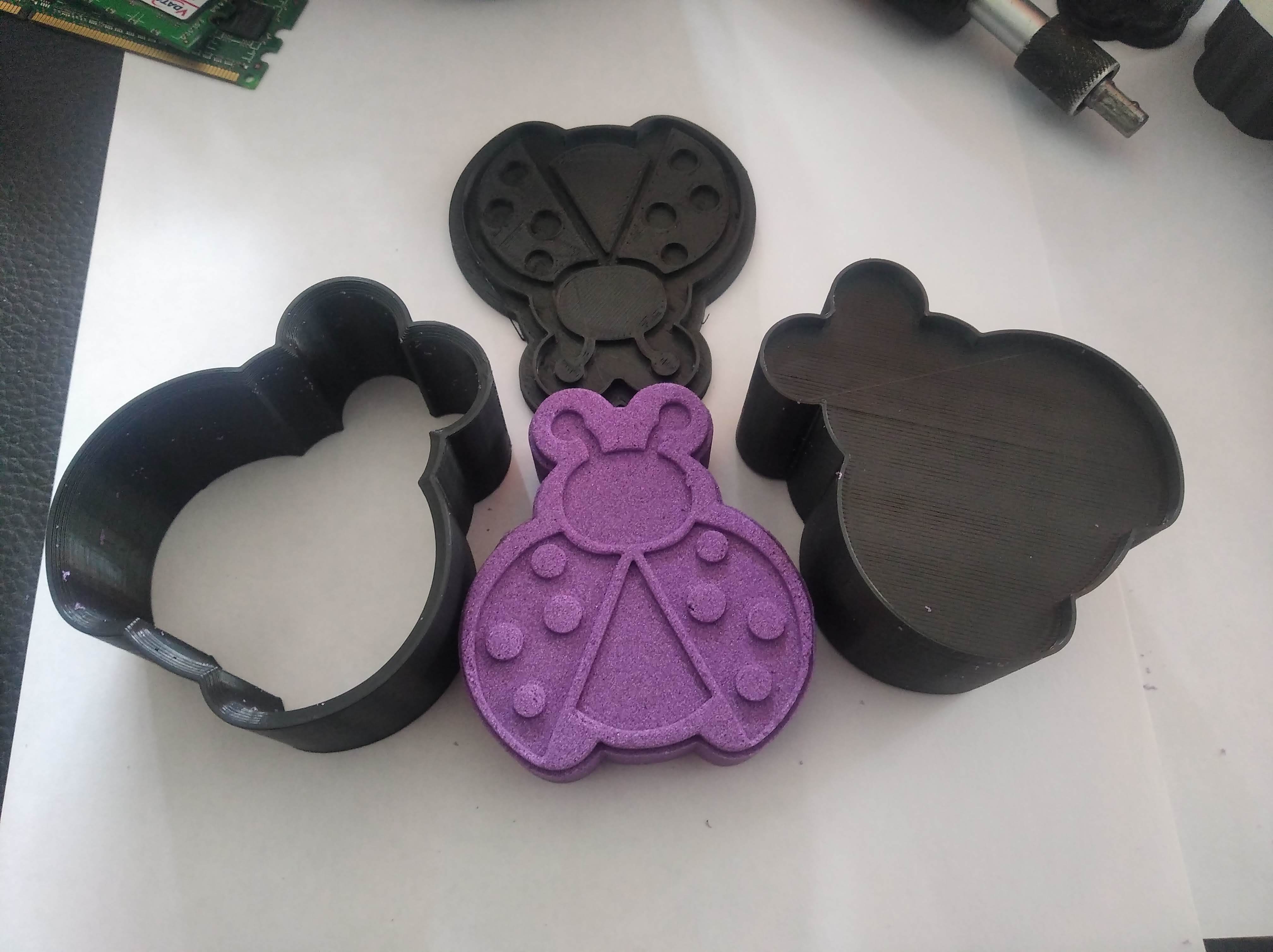 STL file SOLID SHAMPOO PRESS SOLID SOAP MOLD 🧼 ・3D printer design to ...