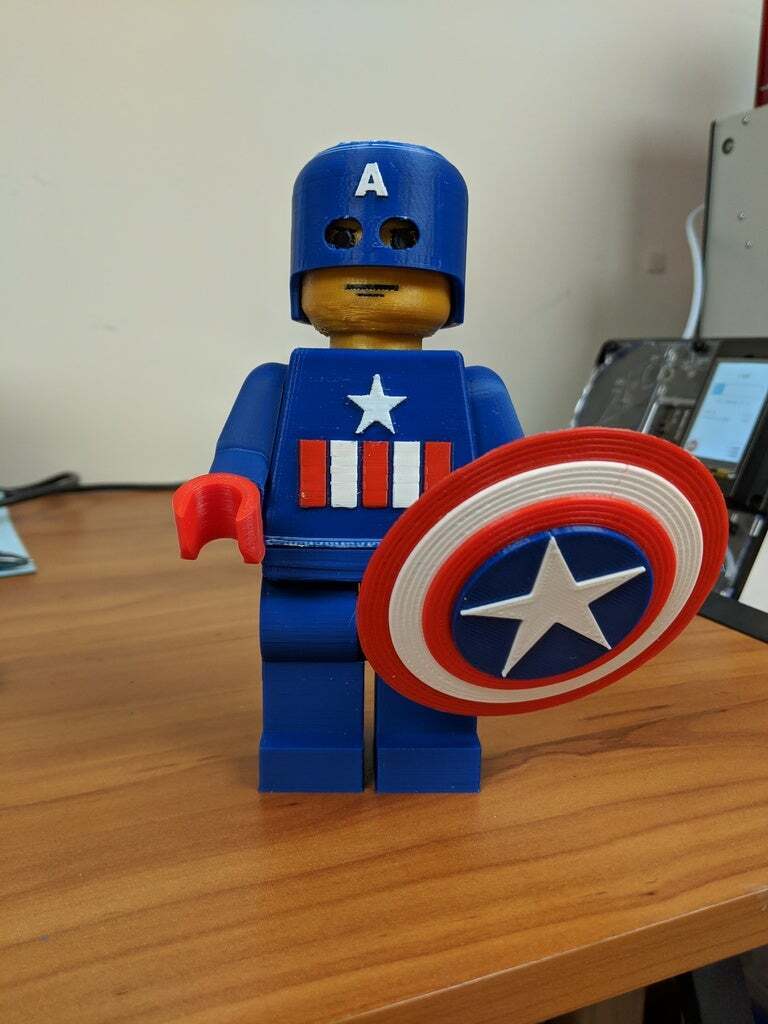 🎨 Captain America Giant Lego Multicolor Remix・Free STL File for ・Cults