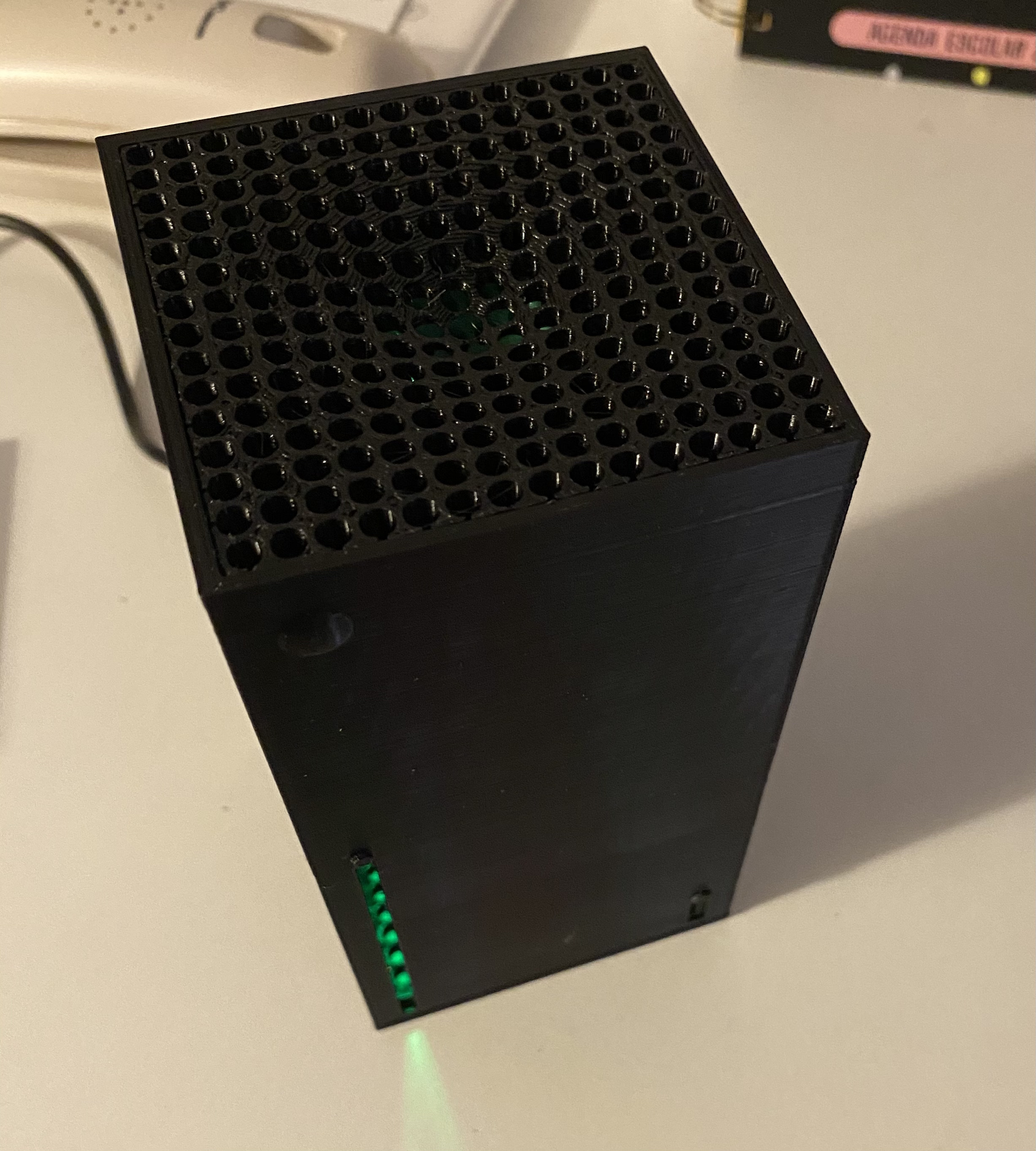 🎮 XBOX SERIES X MINI・Free STL File for ・Cults
