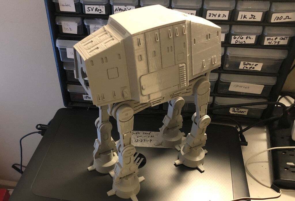 🚶 Walking ATAT More Detailed Body Pieces・Free STL File for ・Cults