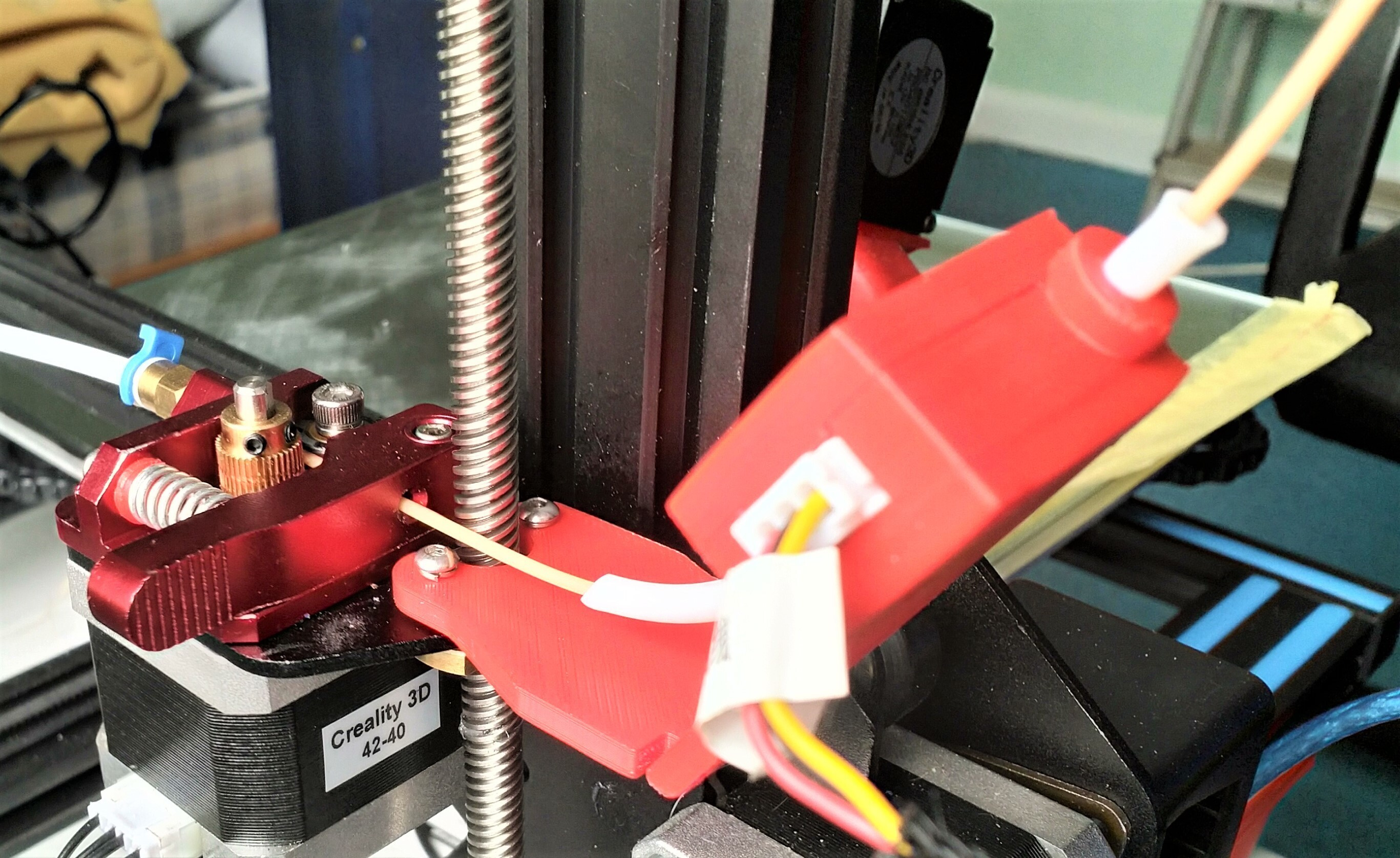 Free STL file Articulated CR-10S Filament sensor bracket 🪢・3D printable ...