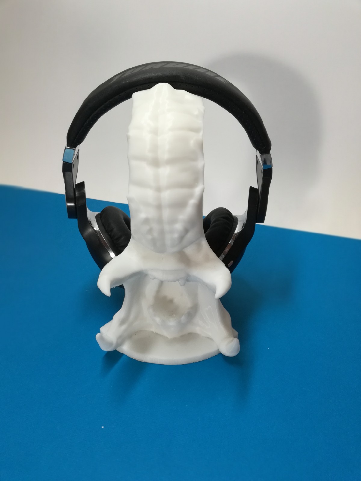 3D printing PREDATOR for headphones • made with JGAURORA A3S・Cults