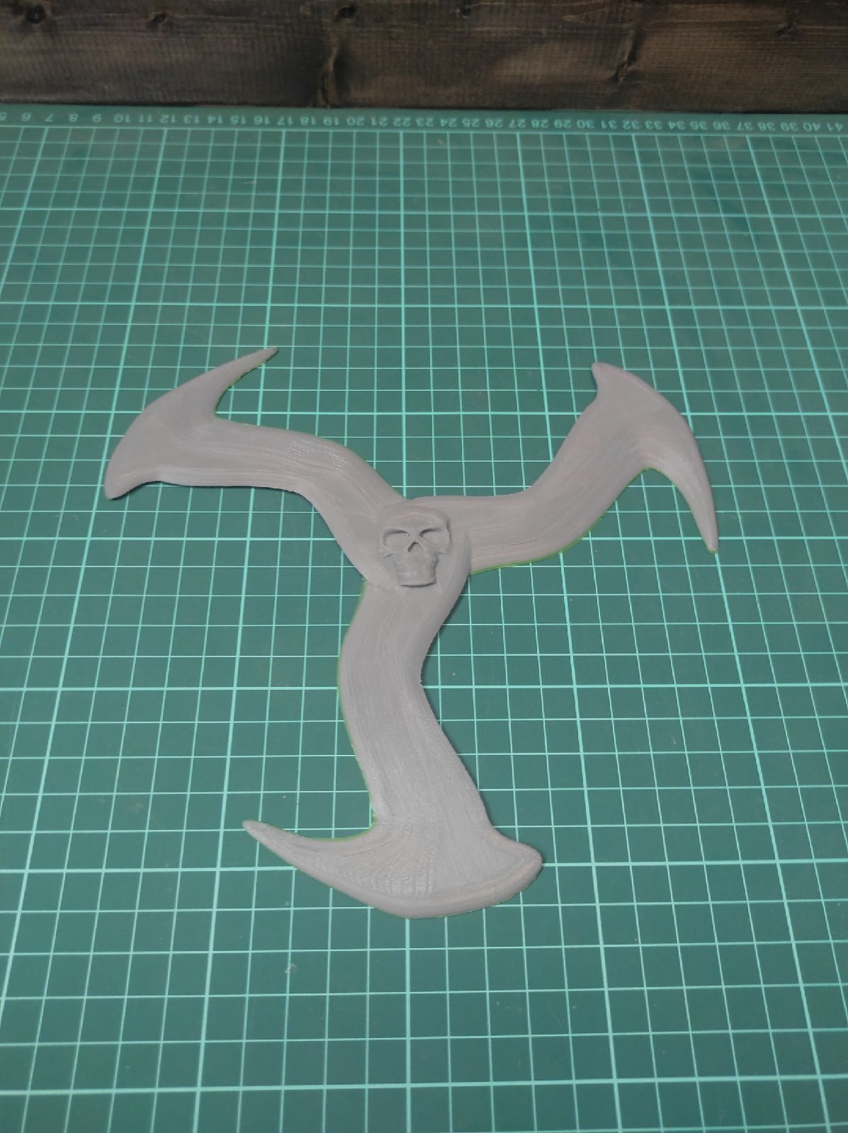 3D print Boomerang whith Skull • made with Anycubic Mega S・Cults