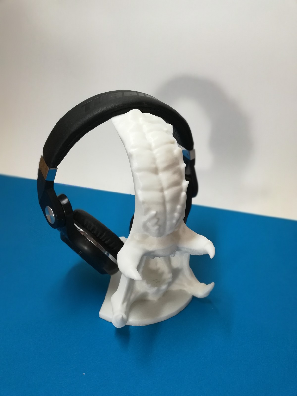 3D printing PREDATOR for headphones • made with JGAURORA A3S・Cults