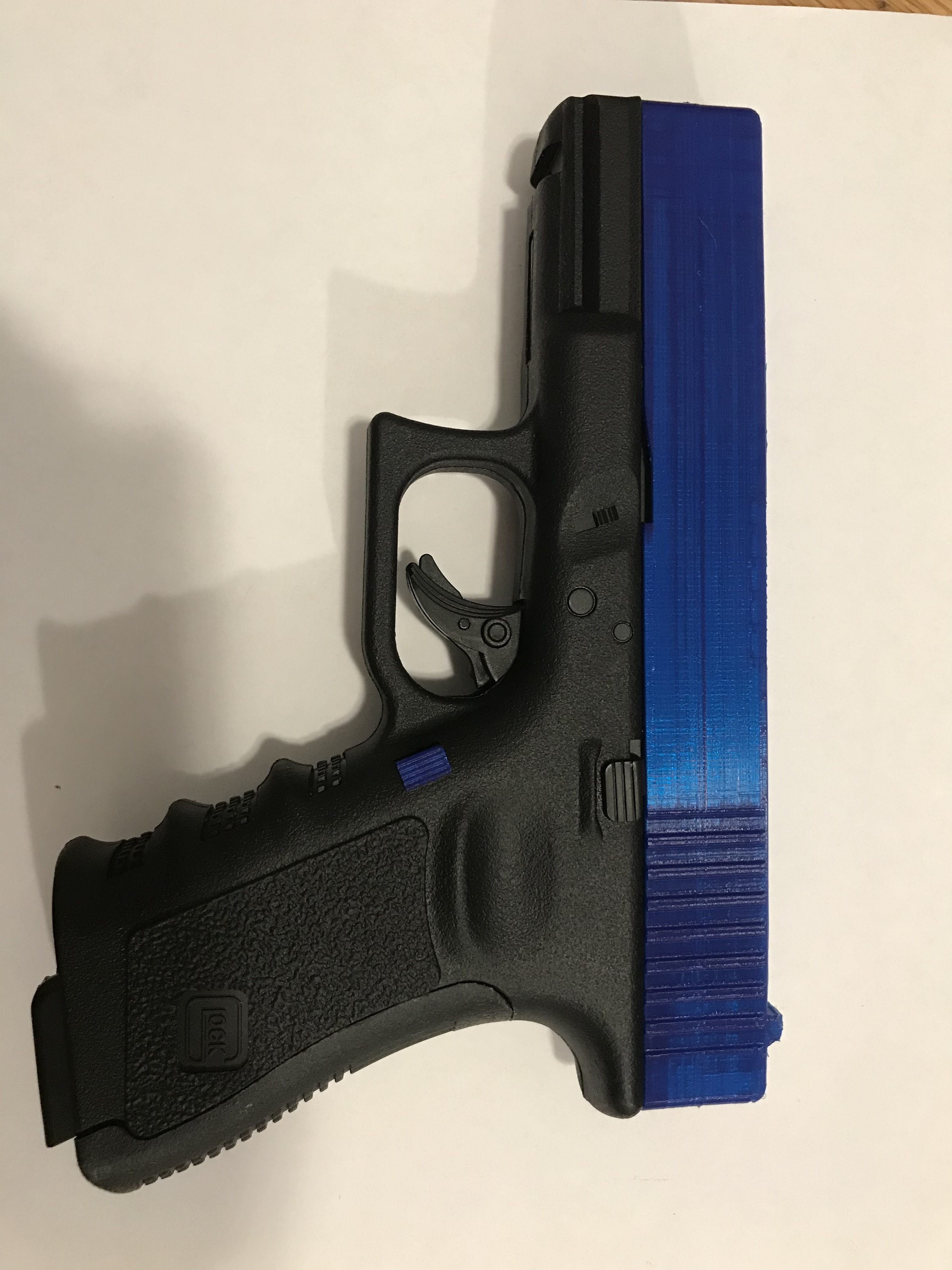 Fichier STL Glock 19 Umarex Airsoft Slide and Magazine Release Replica ...