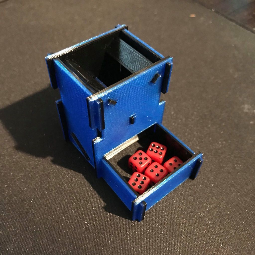 🎲 Mini Dice Tower・Free STL File for ・Cults