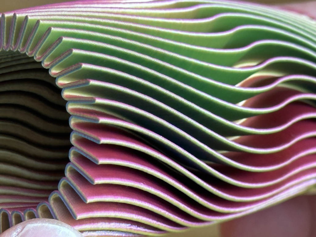 Free 3D file Radial Rib Vase 🏺・3D printer design to download・Cults