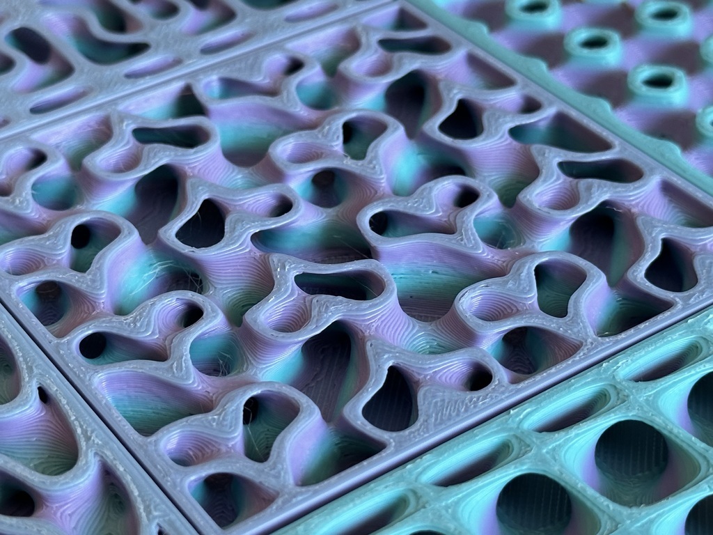 Free 3D file Topology Tile – Square 🟪・Design to download and 3D print・Cults