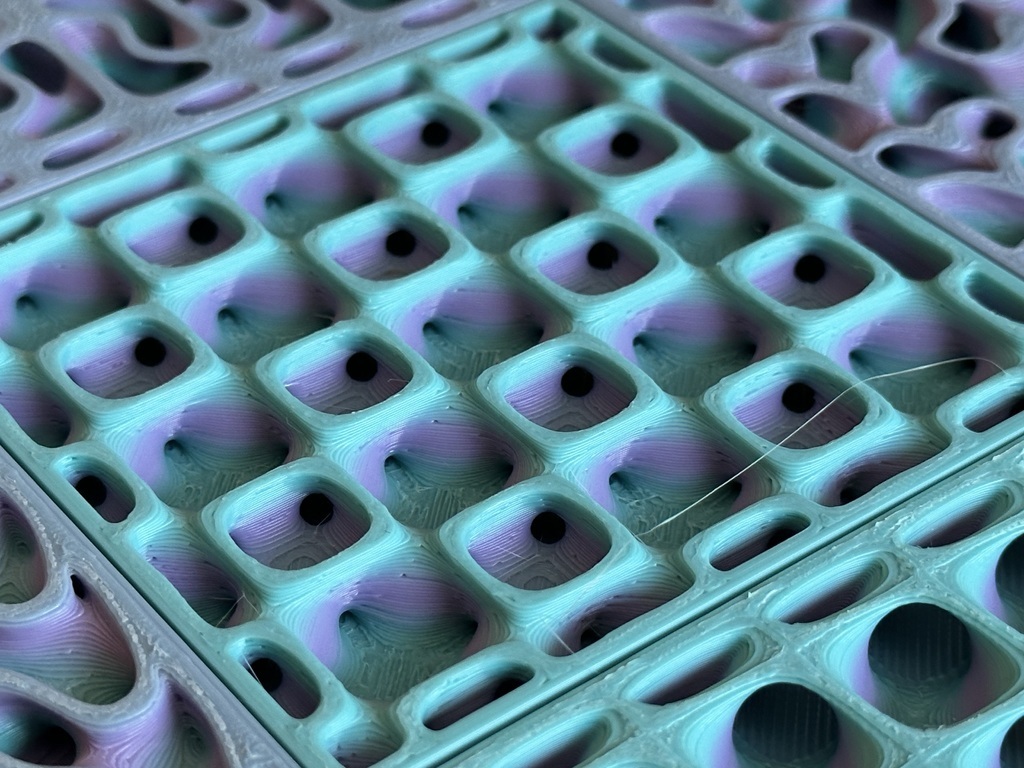 Free 3D file Topology Tile – Square 🟪・Design to download and 3D print・Cults