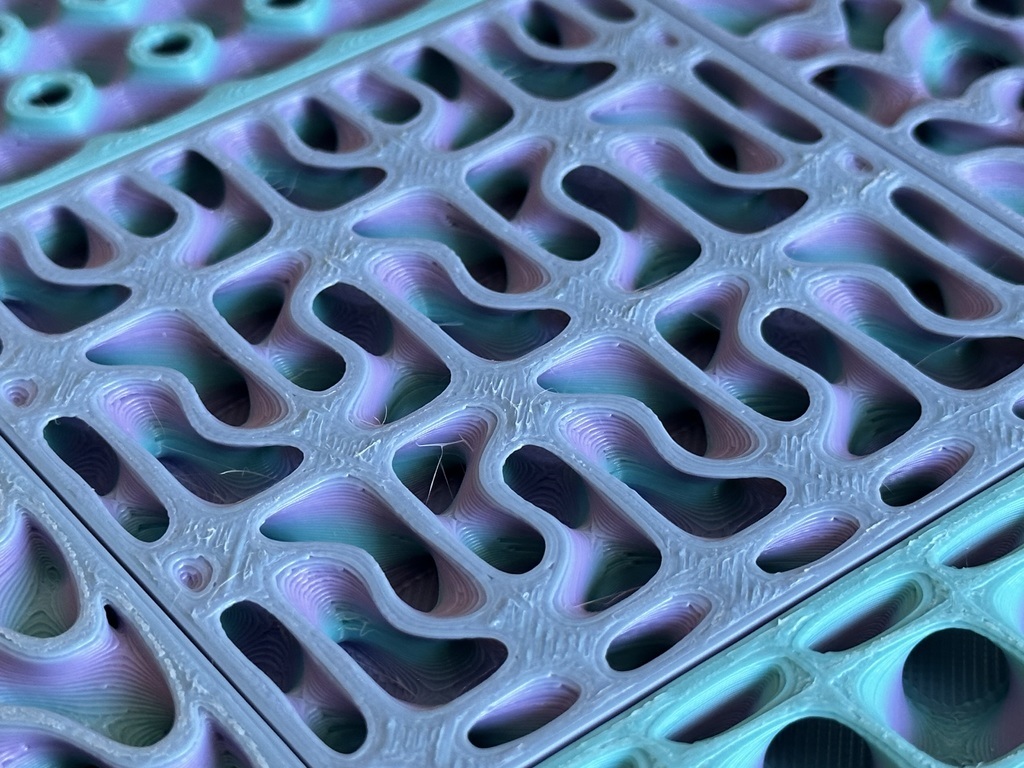 Free 3D file Topology Tile – Square 🟪・Design to download and 3D print・Cults