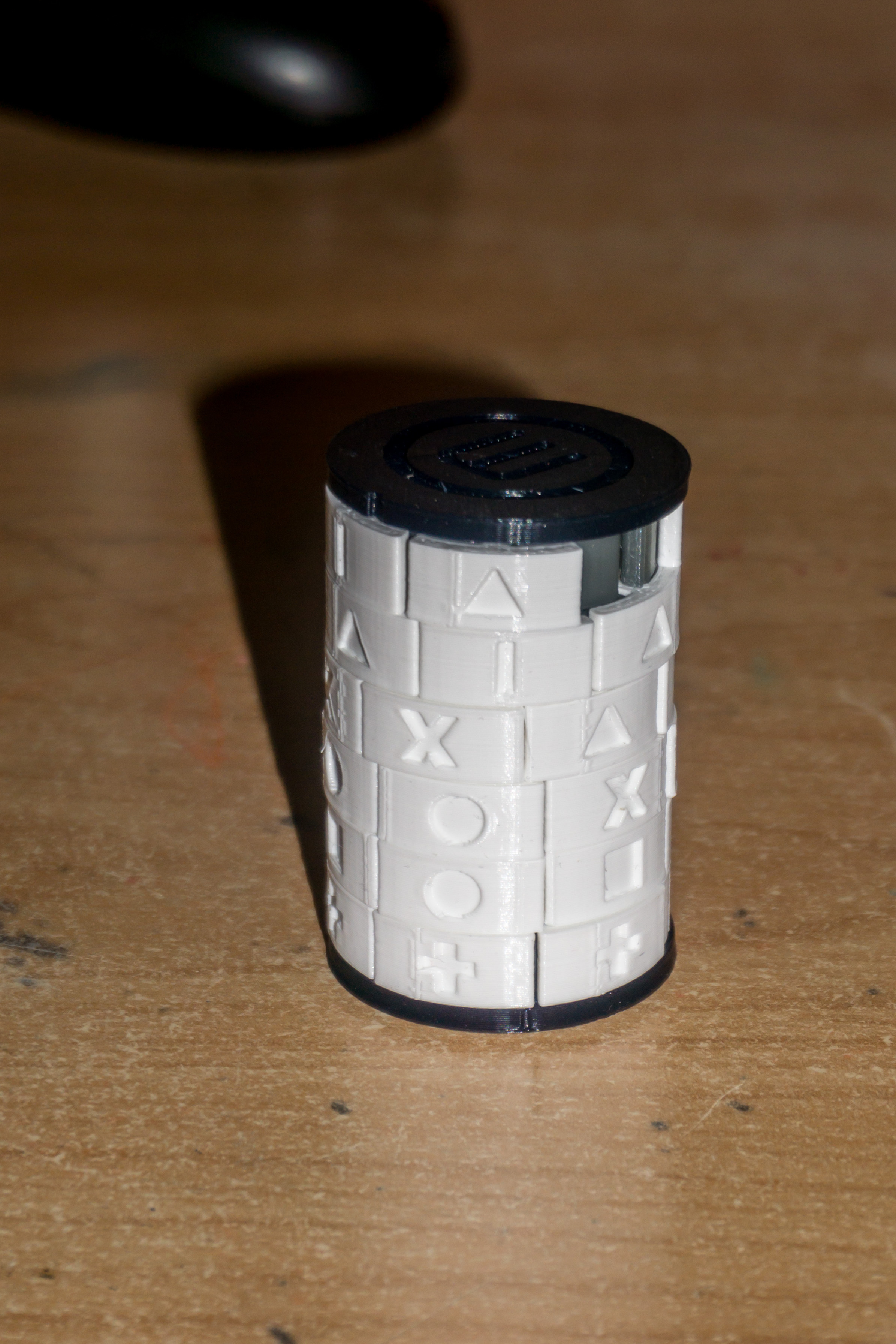 3D printable The "Revolver" - One Colour Print version of this ...