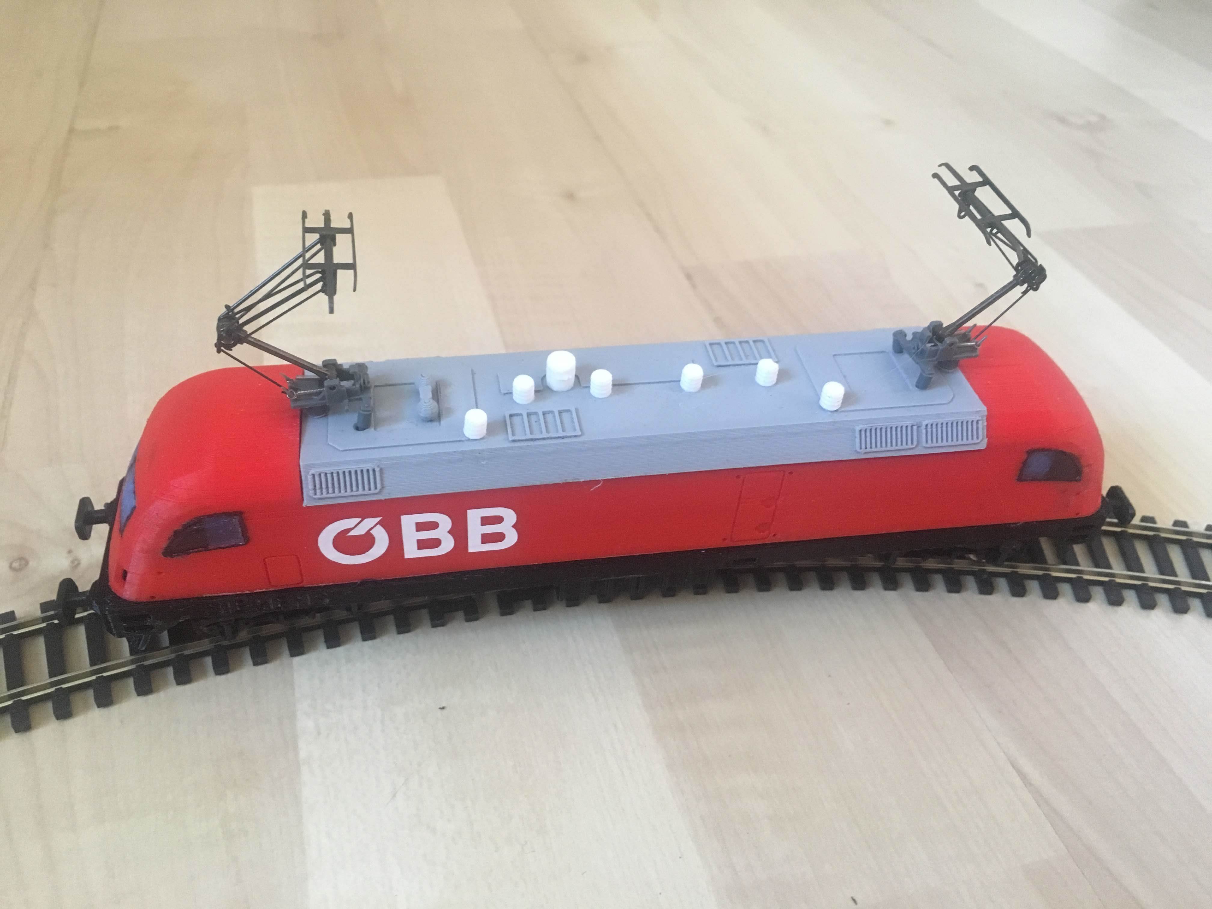 ♉ EuroSprinter ES 64 U - Siemens Taurus version - HO (1:87) working ...