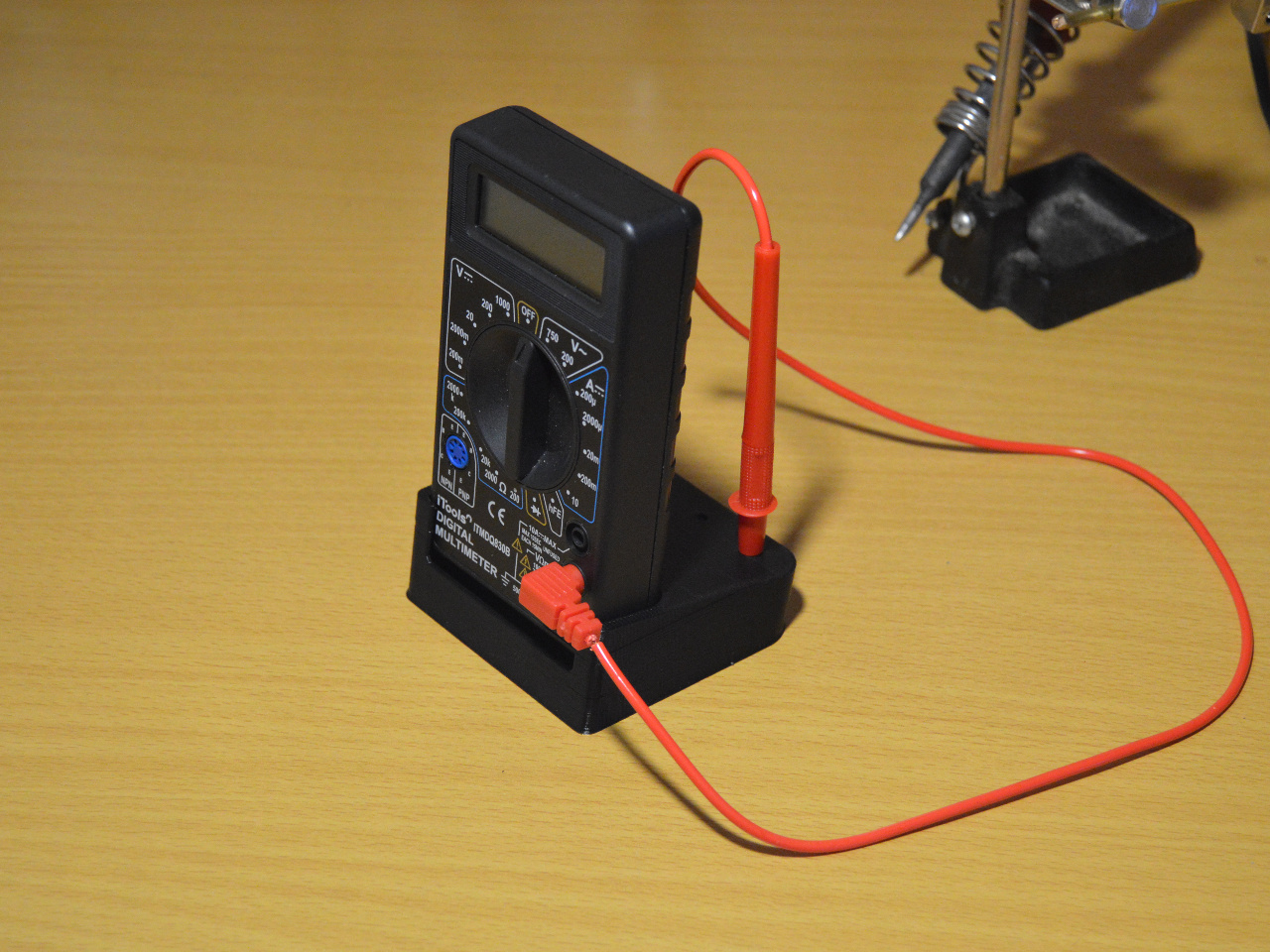 Free STL file Multimeter Stand (DT830B) 🔧 ・3D printer design to ...